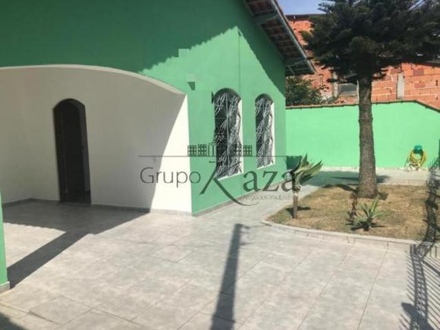 Casa Jardim Limoeiro 3 Dormitórios 300m²