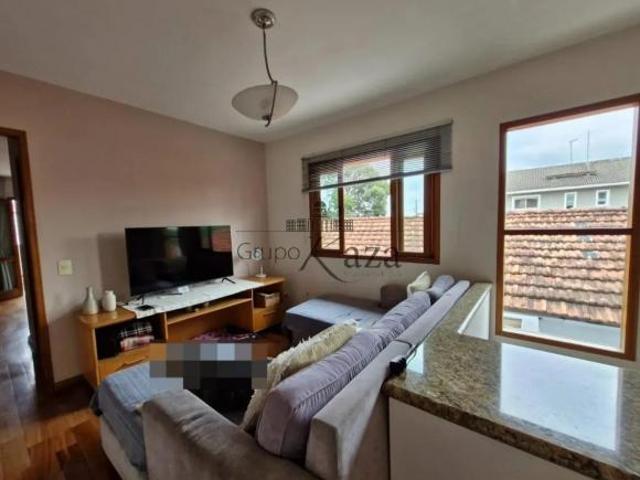 Casa Jardim Londrina 4 Dormitórios 170m²