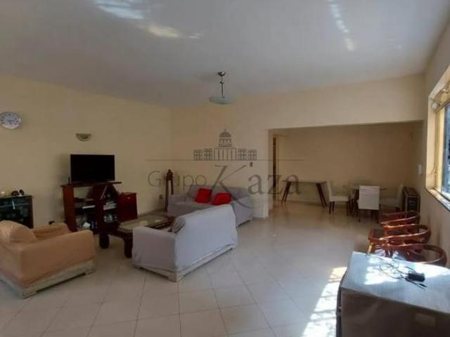 Casa Jardim Luzitania 2 Suítes 300m²