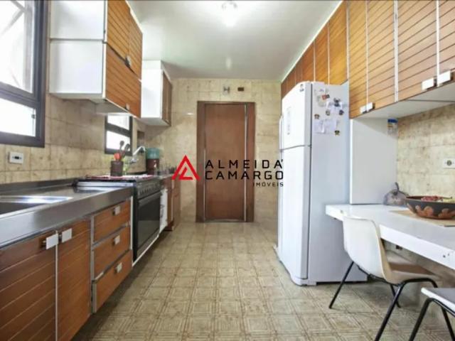 Casa Jardim Luzitânia 4 Suítes 600m²