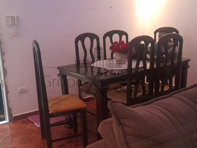 Casa Jardim Maria Amélia Jacareí 3 Dormitórios 227m²