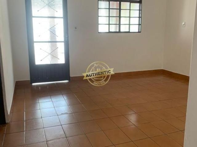 Casa à venda em Indaiatuba SP: 2 quartos, 1 sala, 2 banheiros, 2 vagas, 173,65 m² no Jardim Morada d