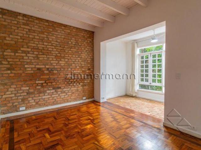 CASA JARDIM PAULISTA 2 DORMITÓRIOS 1 VAGA