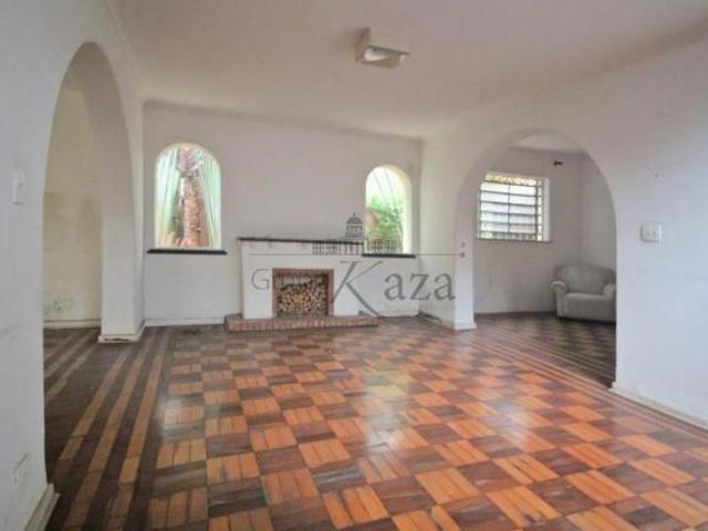 Casa Jardim Paulista 3 Dormitórios 290m²