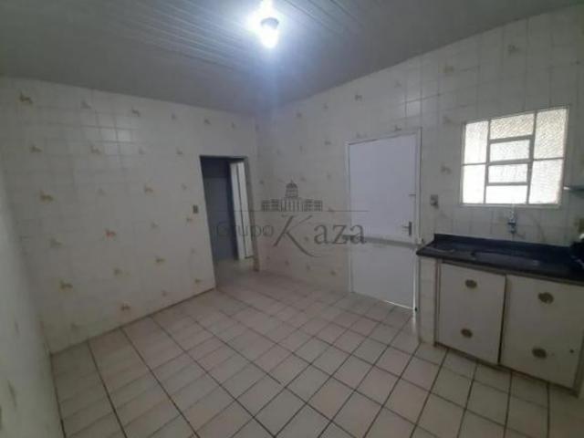 Casa Jardim São Dimas 2 Dormitórios 85m²