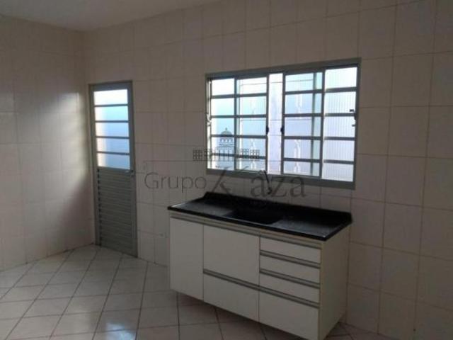 Casa Jardim São Leopoldo 2 Dormitórios 65m²