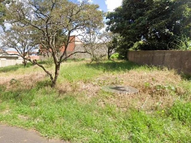 CASA JARDIM SANTA MôNICA BOTUCATU / SP