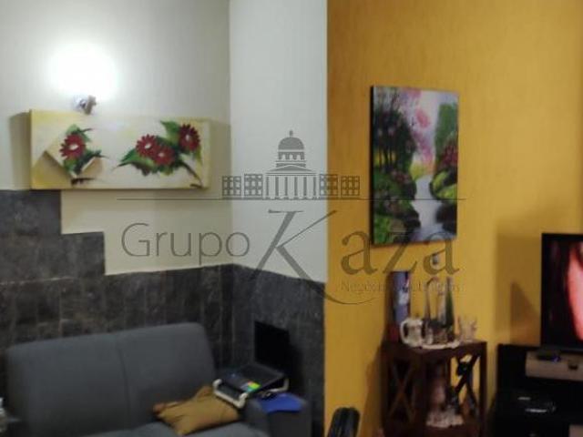 Casa Jardim Satélite 3 Dormitórios 150m²