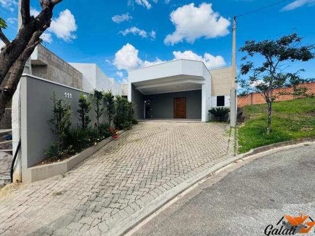 Casa, Jardin das Flores, São João da Boa Vista, SP