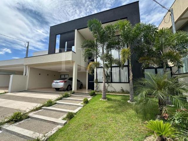 Casa Jardins Lisboa Casa em Condomínio com 3 Quarto s por R$ 2500000.00 no setor Jardins Lisboa IN1