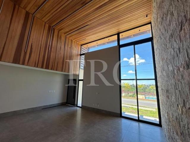 CASA JARDINS SEVILHA Casa em Condomínio com 3 Quarto s por R$ 1590000.00 no setor Jardins Sevilha