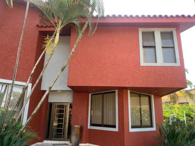 Casa Jardins Viena Casa em Condomínio com 5 Quarto s por R$ 3000000.00 no setor Cidade Vera Cruz