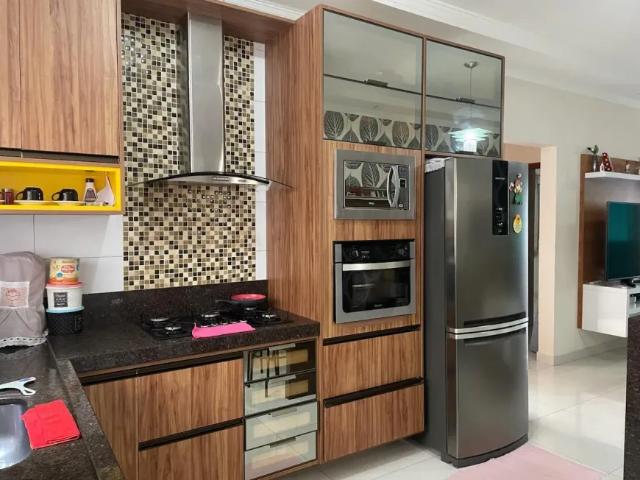 Casa, Jd Monte Carlo, 02 dormitórios C 1suite com closet, Indaiatuba SP