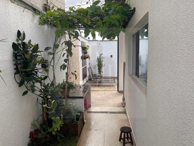 Casa, Jd. Regina, Itanhaém, SP