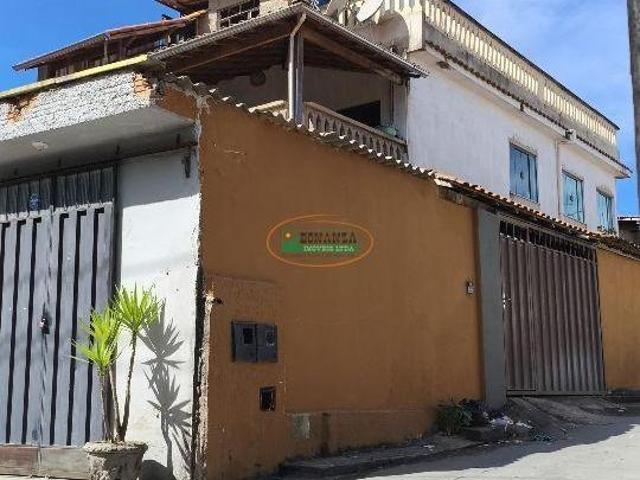CASA, KITNET E PONTO COMERCIAL À VENDA
