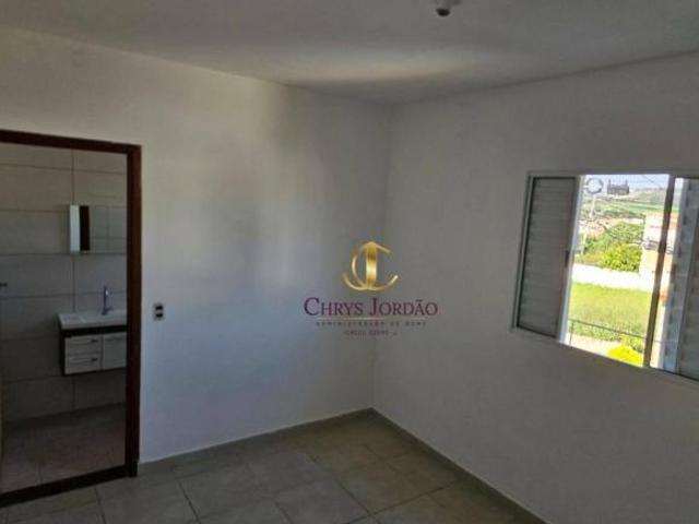 Casa, Kitnet, e Salão Comercial – 3 Imóveis no Mesmo Terreno