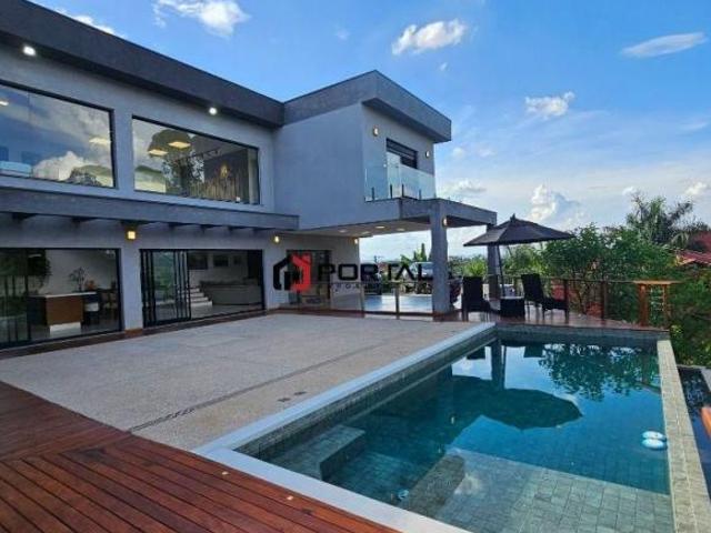 CASA LUMINA. A Essência da Luz em Forma de Arquitetura!
