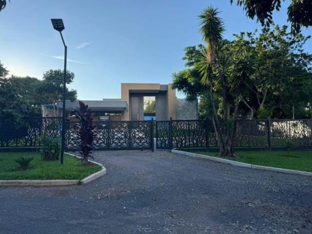 Casa luxuosa 3 suites Altiplano Leste