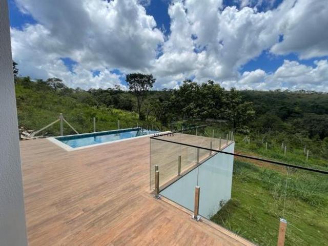Casa luxuosa com linda vista em Condomínio Fechado em Lagoa Santa