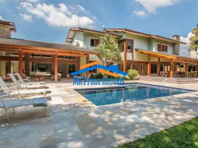 Casa Luxuosa com 6 Dormitórios sendo 3 Suítes Parque dos Príncipes
