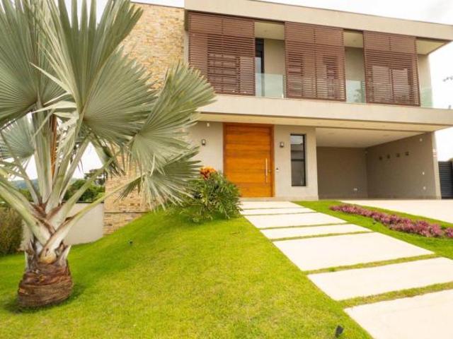 CASA LUXUOSA Á VENDA NO CONDOMINIO FAZENDA SERRA AZUL ll ITUPEVA SP