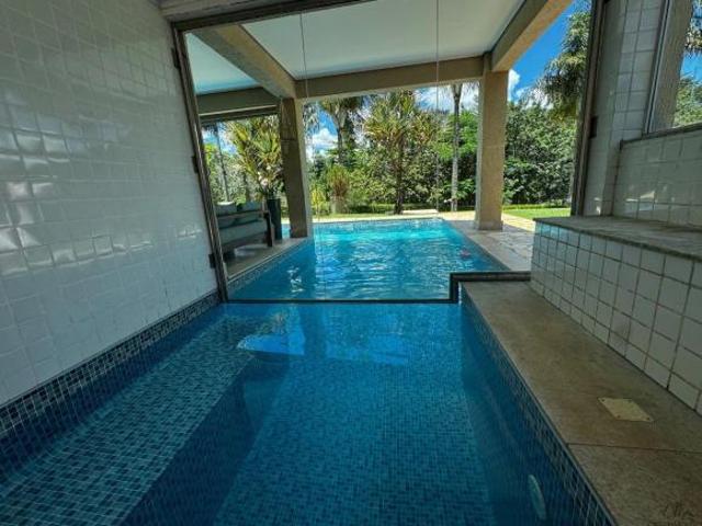 Casa luxuosa e moderna, mobiliada em condomínio fechado em lagoa santa
