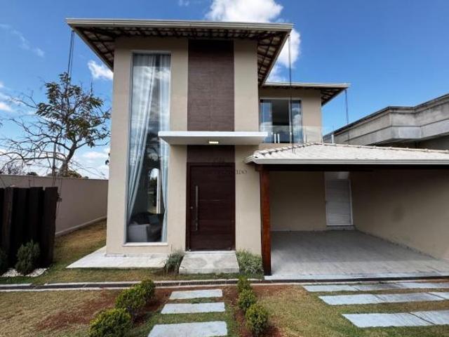 Casa luxuosa e moderna em Condomínio valorizado de Lagoa Santa próximo à lagoa