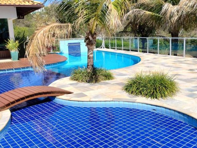 Casa Luxuosa em Escarpas do Lago