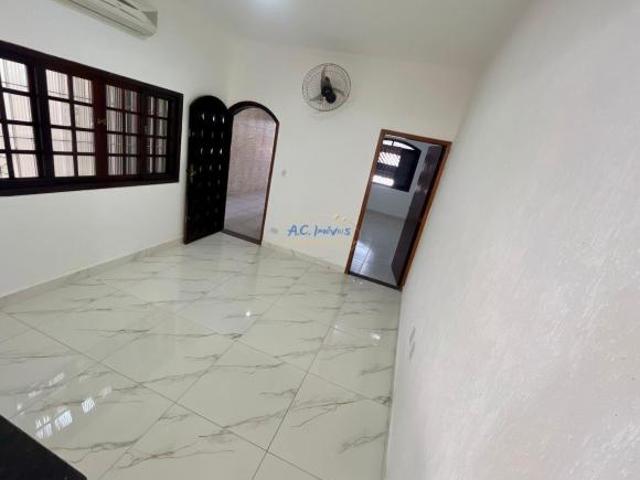 Casa Lado Praia 2 dorms c/ piscina por 639 mil