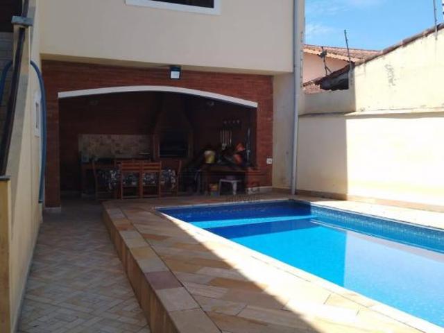CASA LADO PRAIA COM 04 DORMITÓRIOS 350 METROS DO MAR ITANHAÉM/SP