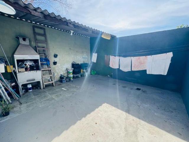 Casa lado praia a 500 metros do mar em Itanhaém
