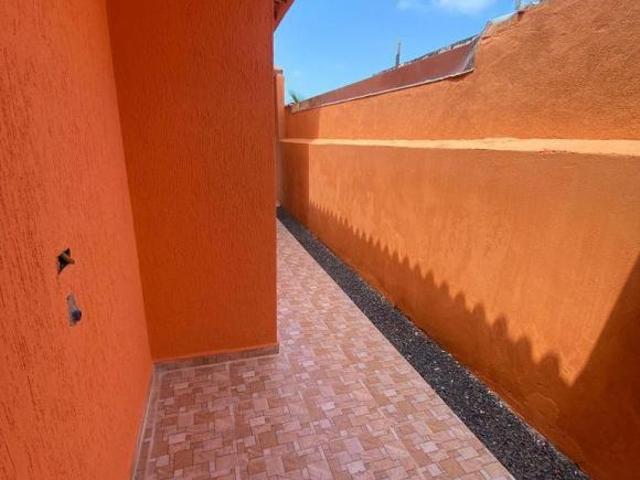 CASA LADO PRAIA EM ITANHAÉM A VENDA !