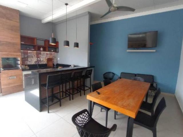 CASA LINDA NO PQ SÃO LUCAS