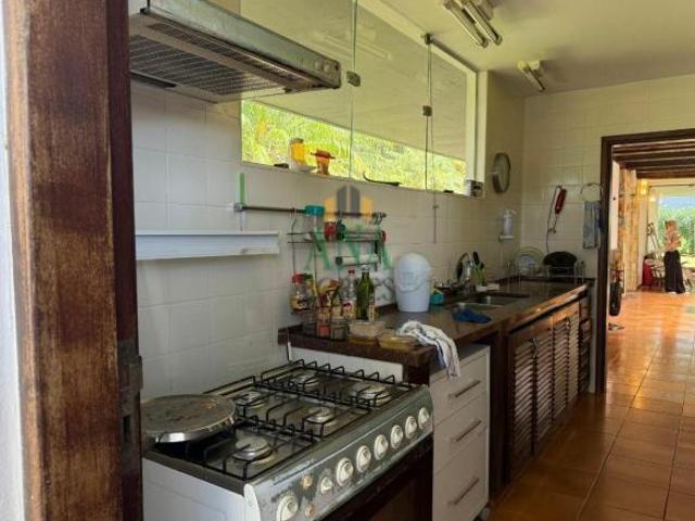 Casa linda a venda em condomínio Lago Azul