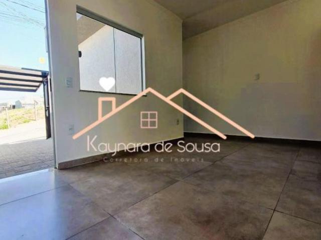 Casa linda com 3 quartos, sendo 1 suíte, EM FASE FINAL DE ACABAMENTO, no Parque Real!