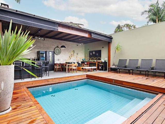 Casa linda com piscina e área gourmet no Alto da Boa Vista