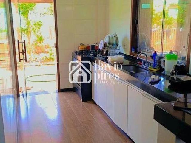 Casa Linda e Moderna com 2 Pavimentos à Venda em Brumadinho/MG &amp #150  Alto Padrão de Acabamento!
