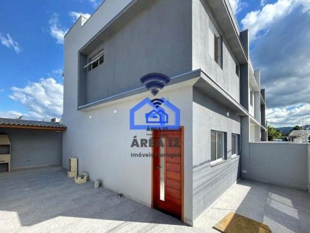 Casa Linda e Nova à venda no Bairro Pontal de Santa Marina 2 suítes, 3 banheiros, garagem para 2 v
