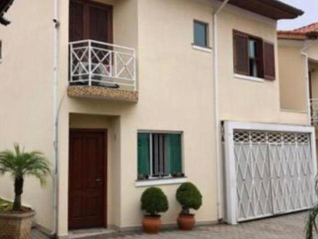casa linda em condominio. Imperdivel!