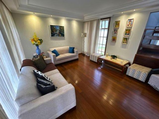 CASA LINDA, ESPAÇOSA, ACONCHEGANTE E FUNCIONAL ESCRITURADA 61991246747