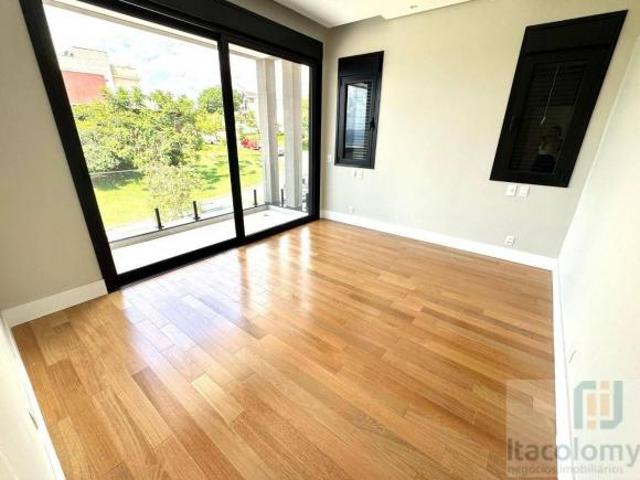 Casa linda vista para mata