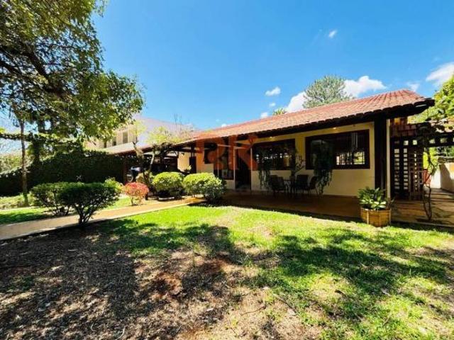 CASA LINEAR | 4 QUARTOS | 3 VAGAS BAIRRO BANDEIRANTES R$ 2.190.000,00