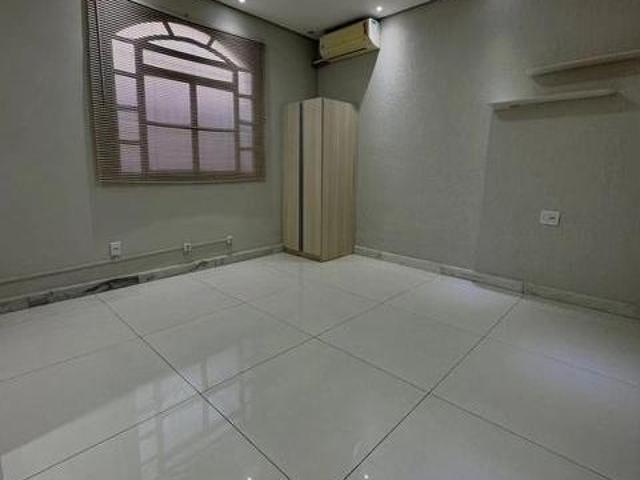 CASA LINEAR | 4 QUARTOS | 3 SUITES | 4 BANEIROS | 4 VAGAS