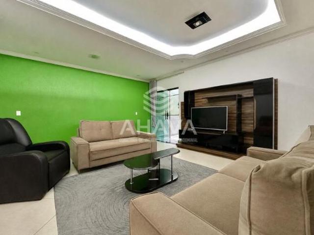 Casa Linear 360² com 3 Quartos sendo 1 Suíte à Venda, 1 Vaga, Bairro Santa Mônica, Próximo a Avenida