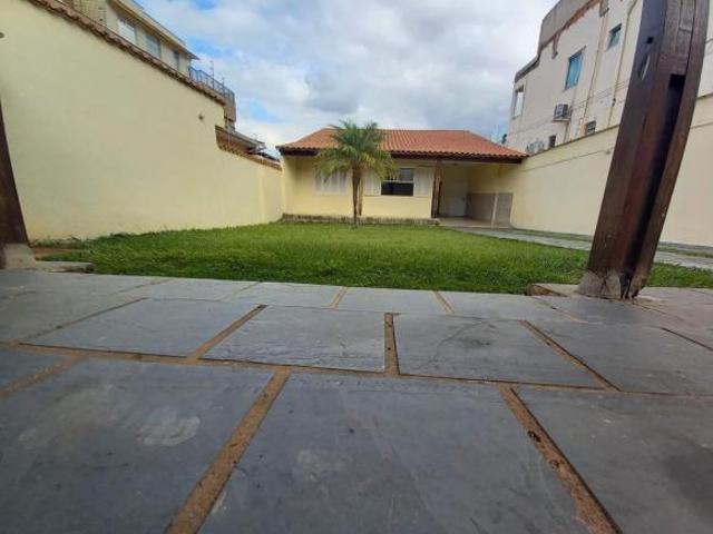 Casa linear, 3 quartos, 2 suítes, 4 vagas à venda Pompeia
