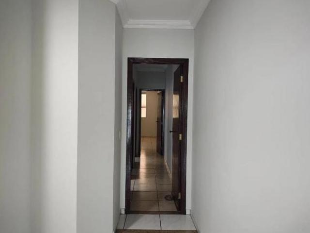 CASA LINEAR A VENDA BAIRRO SANTA MÔNICA