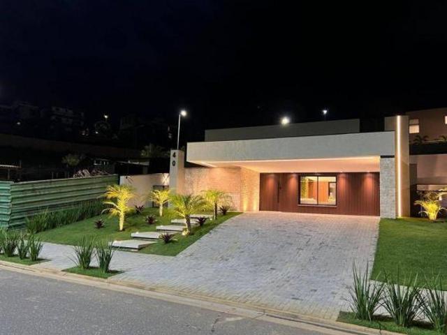 Casa Linear a venda com 3 Suítes no Condomínio Alphaville Vespasiano, MG