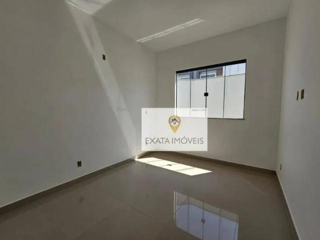 Casa 3 quartos, região do Mariléa/ Shopping Rio das Ostras