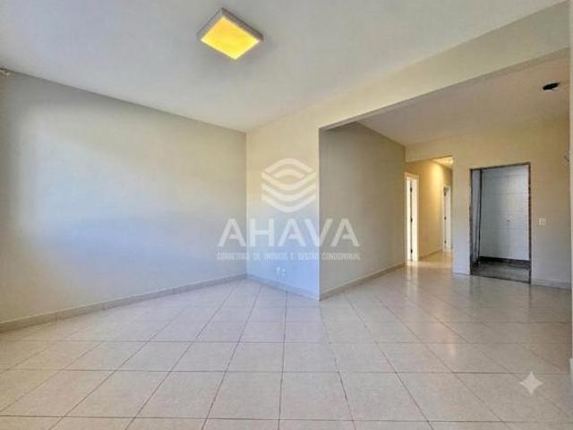 Casa Linear com 4 Quartos sendo 1 Suíte, 360m², 3 Vagas, Bairro Itapoã, Pampulha