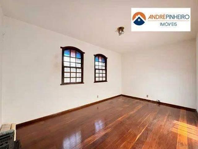 Casa Linear com 4 Quartos sendo 1 Suite 4 Vagas à Venda no bairro Santa Branca R$ 1.190.000,00